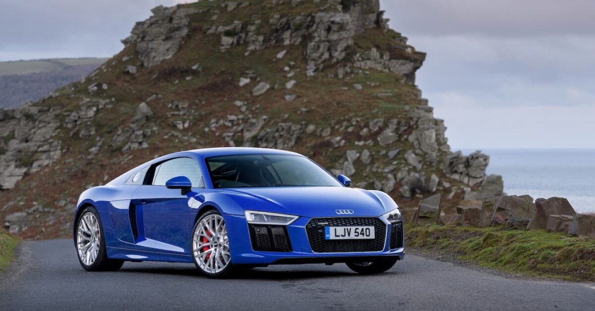 Rear-wheel drive Audi R8 roars in | The Car Expert