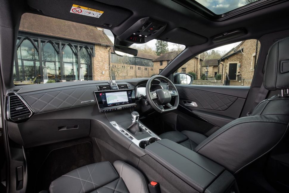 DS 7 Crossback review | New car reviews 2018 | The Car Expert