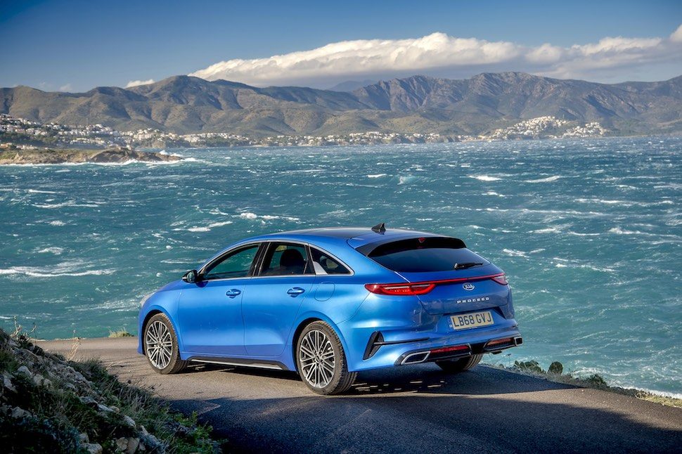 Kia ProCeed review | The Car Expert