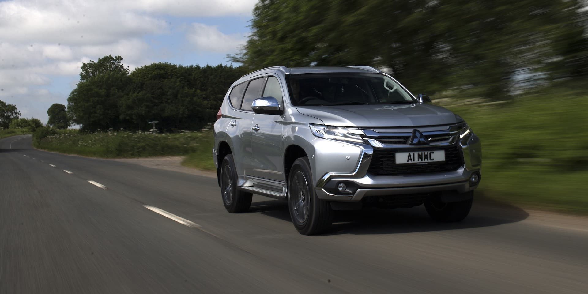 2019 Mitsubishi Shogun Sport test drive | The Car Expert