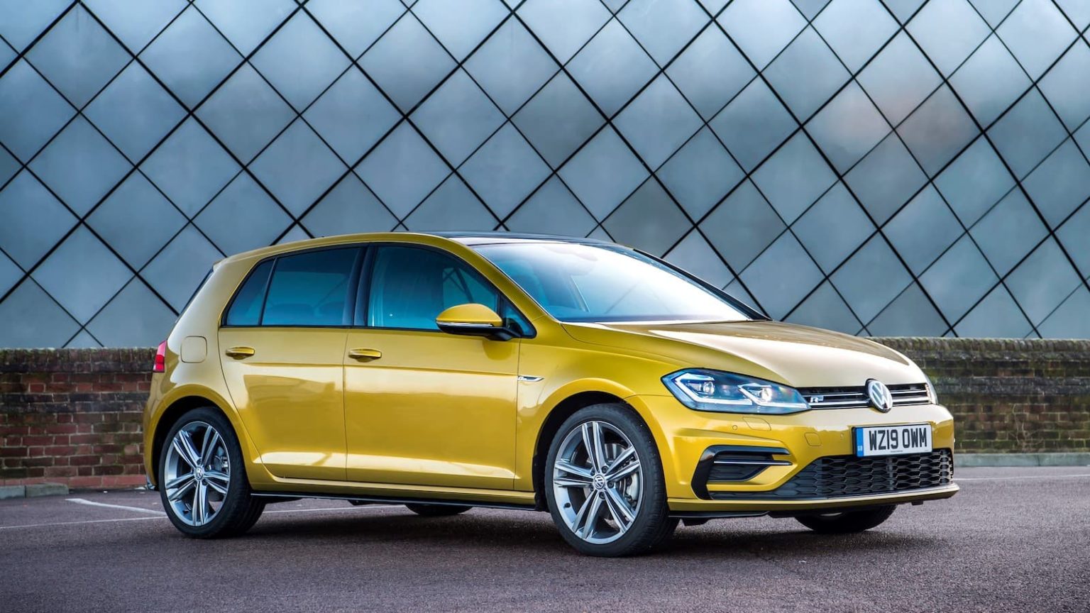 Volkswagen Golf (2020 - present) | Expert Rating | The Car Expert