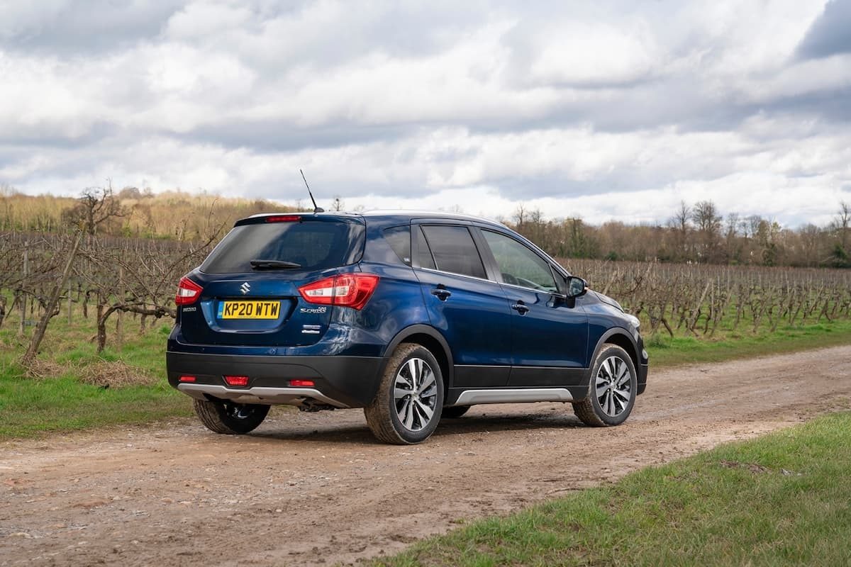 Suzuki S-Cross (2013 to 2021) | Expert Rating | The Car Expert