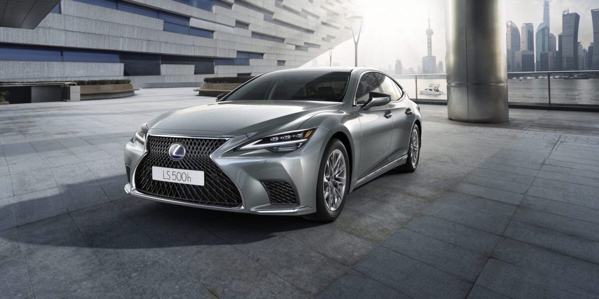 Lexus updates flagship LS saloon | The Car Expert