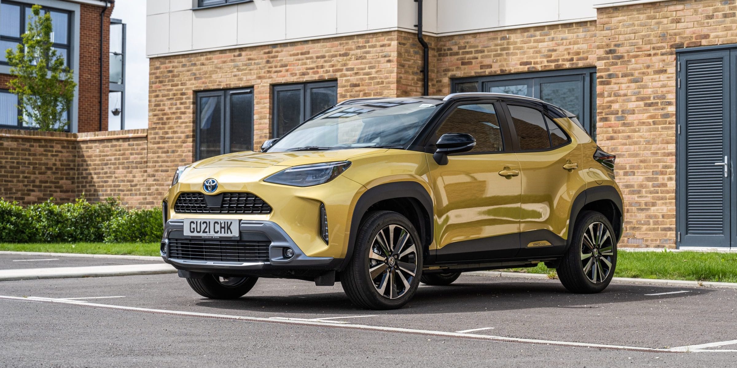 Five of the best cars to lease for fuel economy | The Car Expert