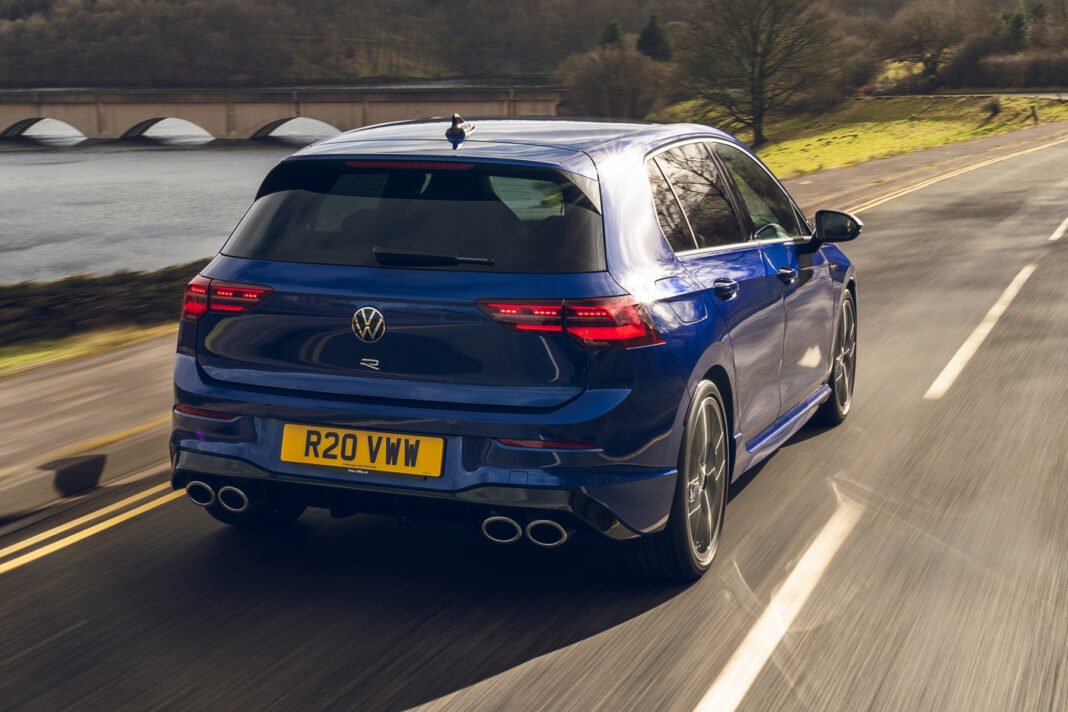 Volkswagen Golf R (2021 - ) | Expert Rating | The Car Expert