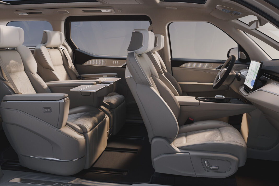 Electric Volvo EM90 people carrier unveiled | The Car Expert