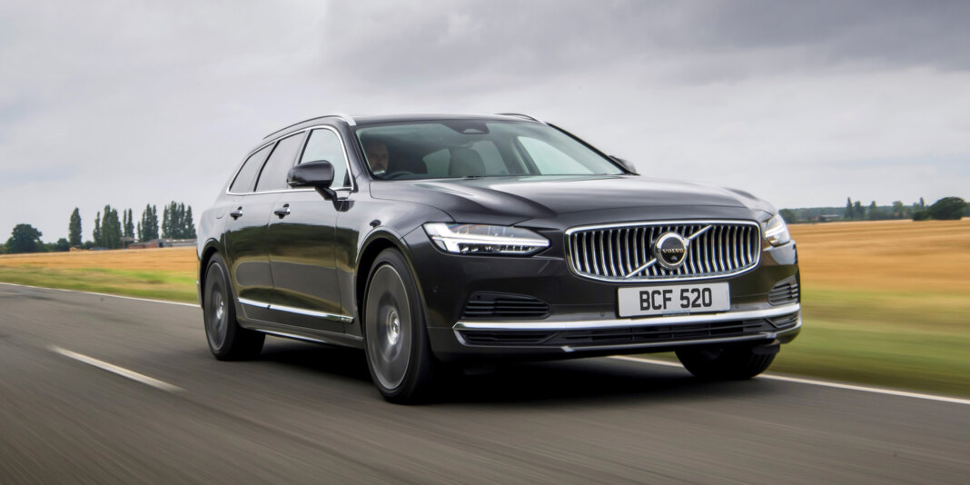 Volvo V60 estate (2018 onwards) | Expert Rating | The Car Expert