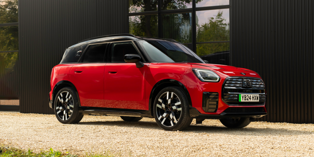 Mini John Cooper Works (2025) | Expert Rating | The Car Expert