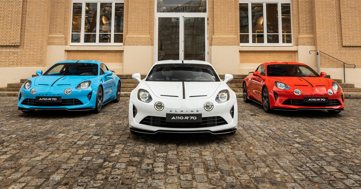 Sporty Alpine A110 range gains limited edition 'R 70' trim | The Car Expert