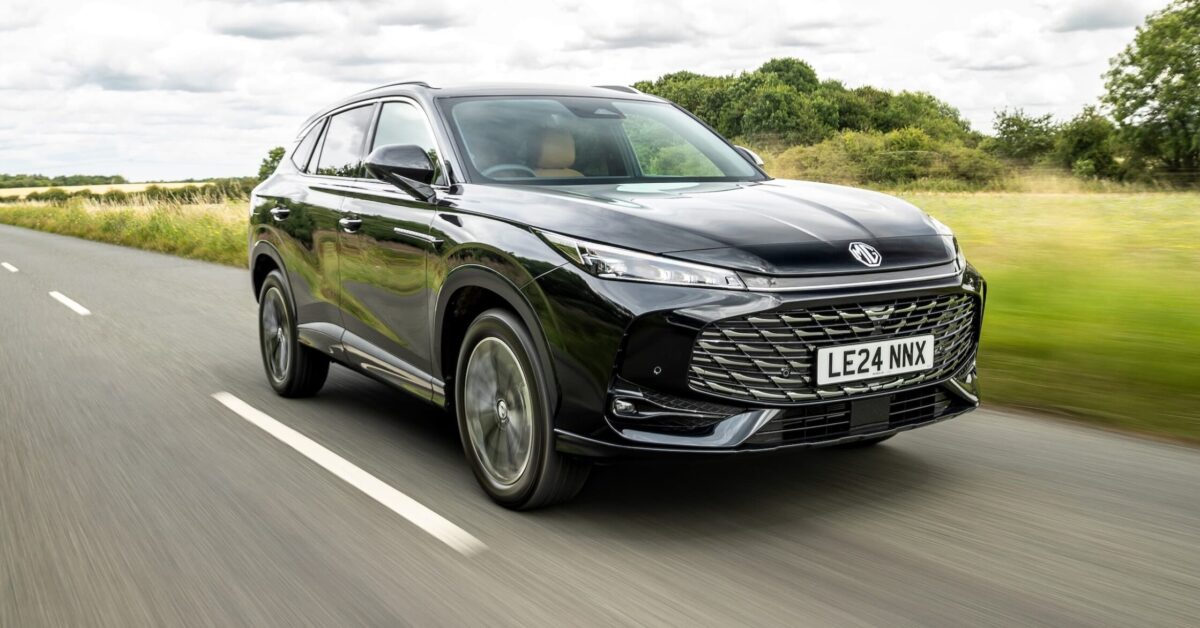 MG HS Trophy review 2024 | The Car Expert